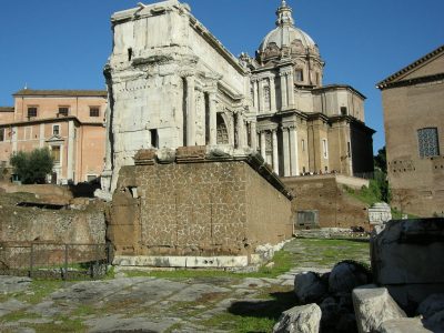 Prows on the wall: True Rostra significance and meaning – Time Travel Rome