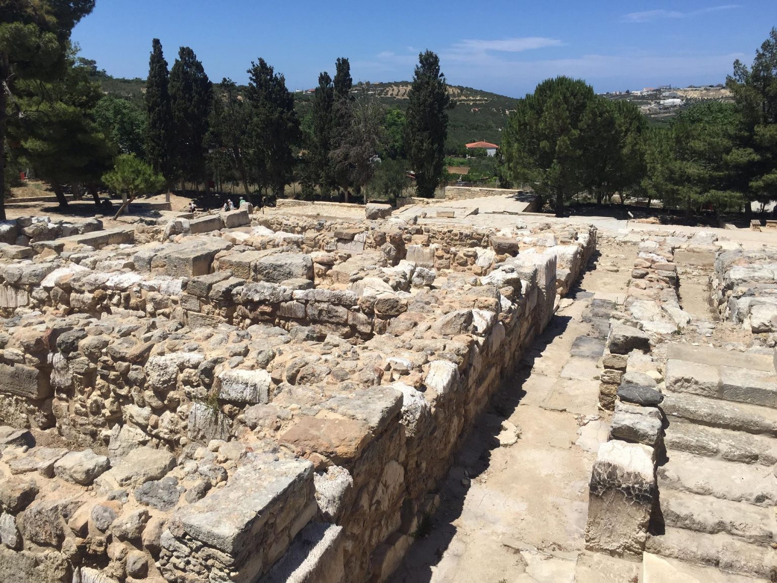 Theseus, the Minotaur, and the Minoans at Knossos – Time Travel Rome