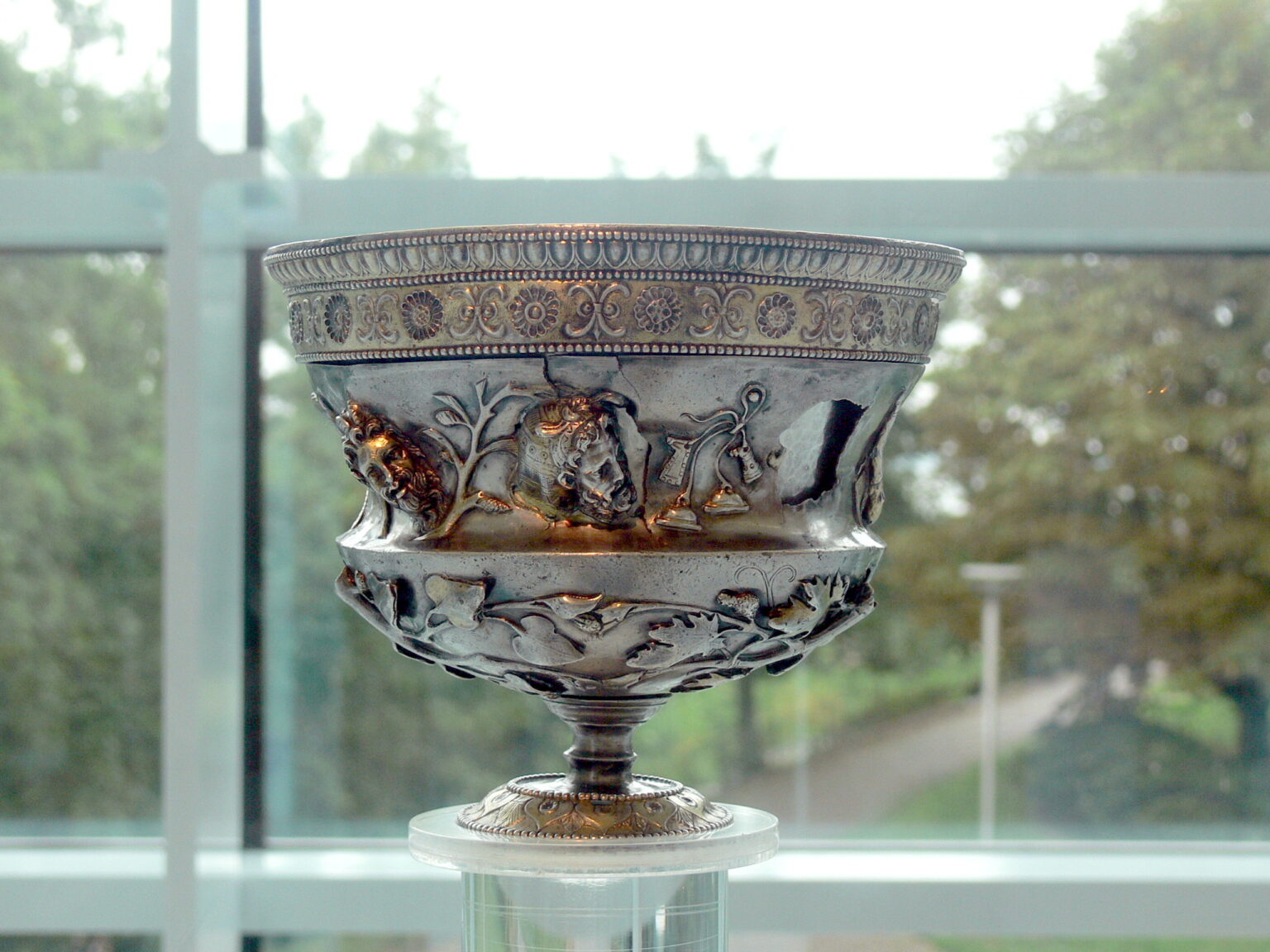 Roman Nijmegen and the Valkhof Museum – Time Travel Rome