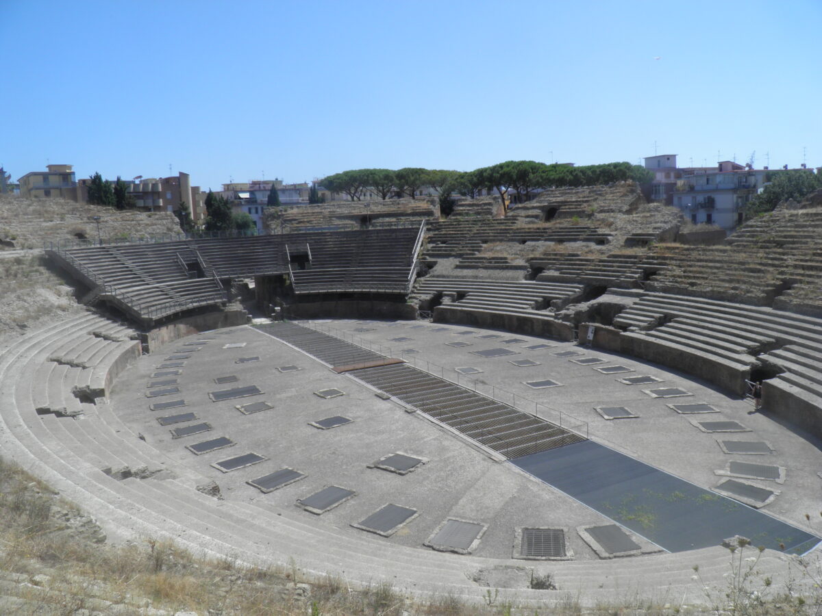The Flavian Amphitheater of Pozzuoli – Time Travel Rome