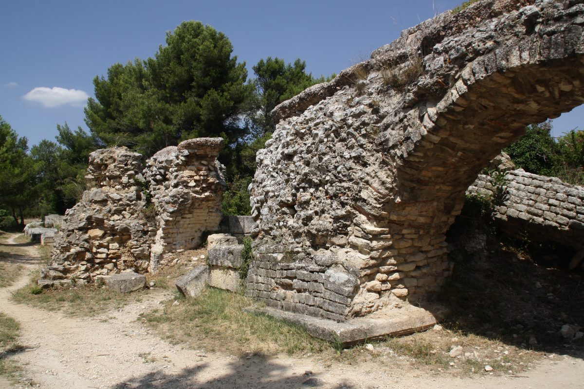 Two Aqueducts of Arles & Mills of Barbegal – Time Travel Rome